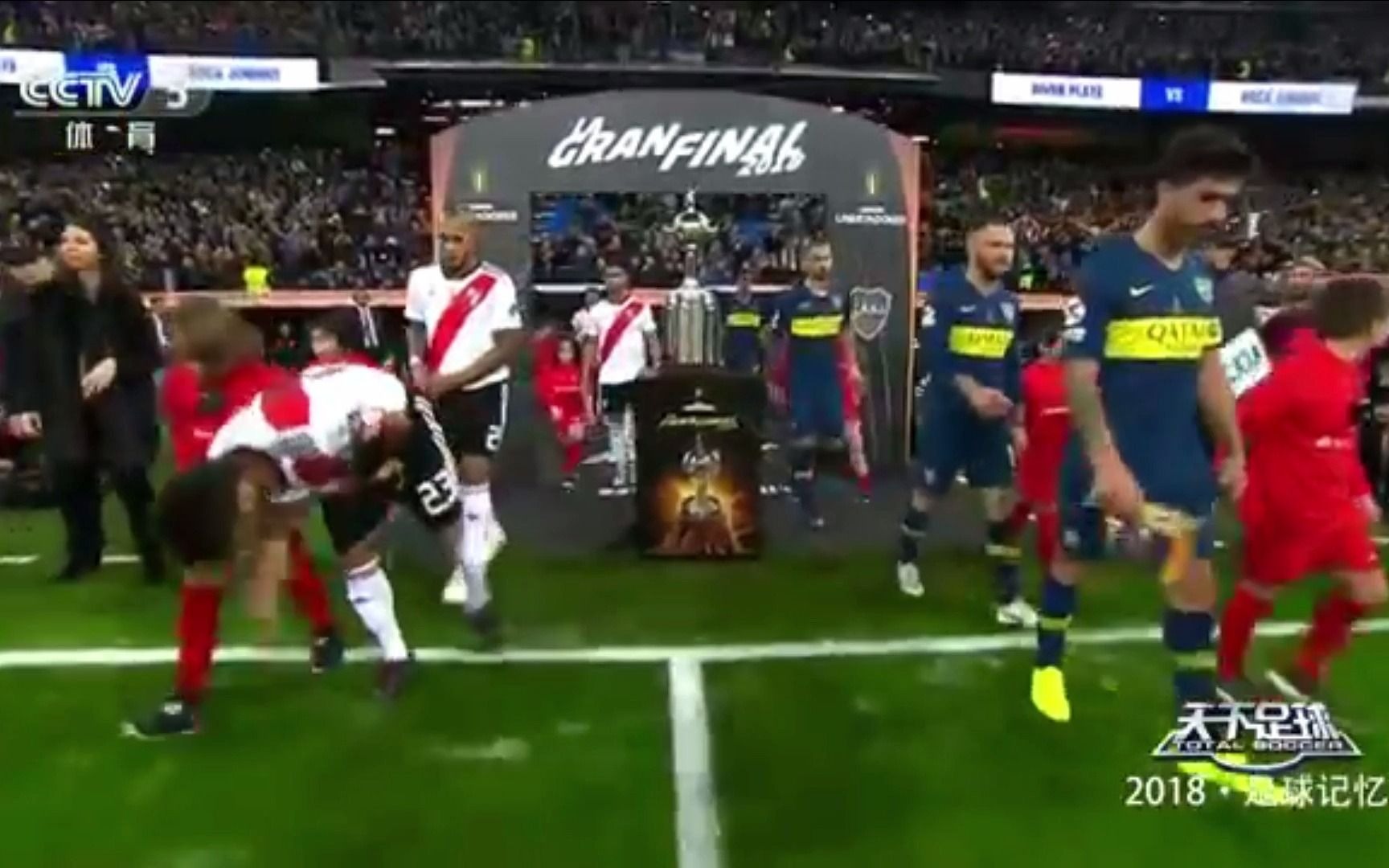 c罗视频集锦_C罗比赛视频