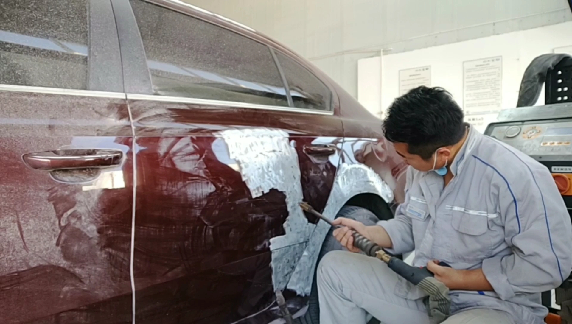 上汽大众朗逸维修完成,保留原车配件,这样维修结果您满意?