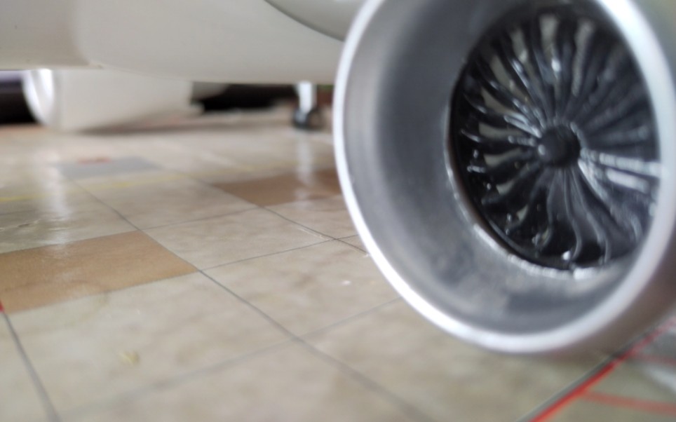 春航32N 1:47飞机模型特写