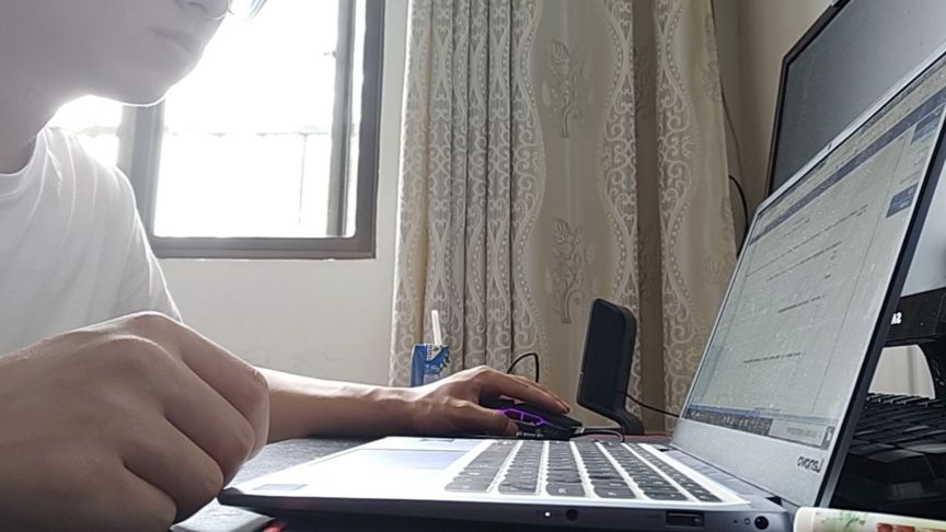 一门课17位老师!量化评价让大学生秃头。从深夜到黎明,爆肝!