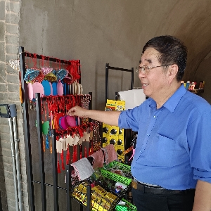 首席观察员A 