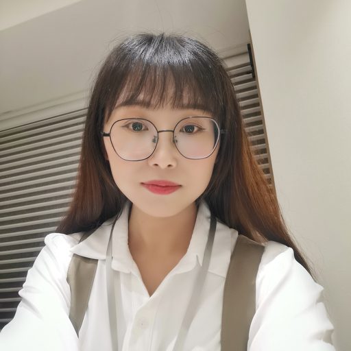 努力的小瑶 