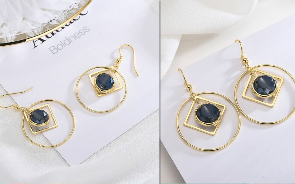 简约精致又百搭,大圆圈黄金色耳环