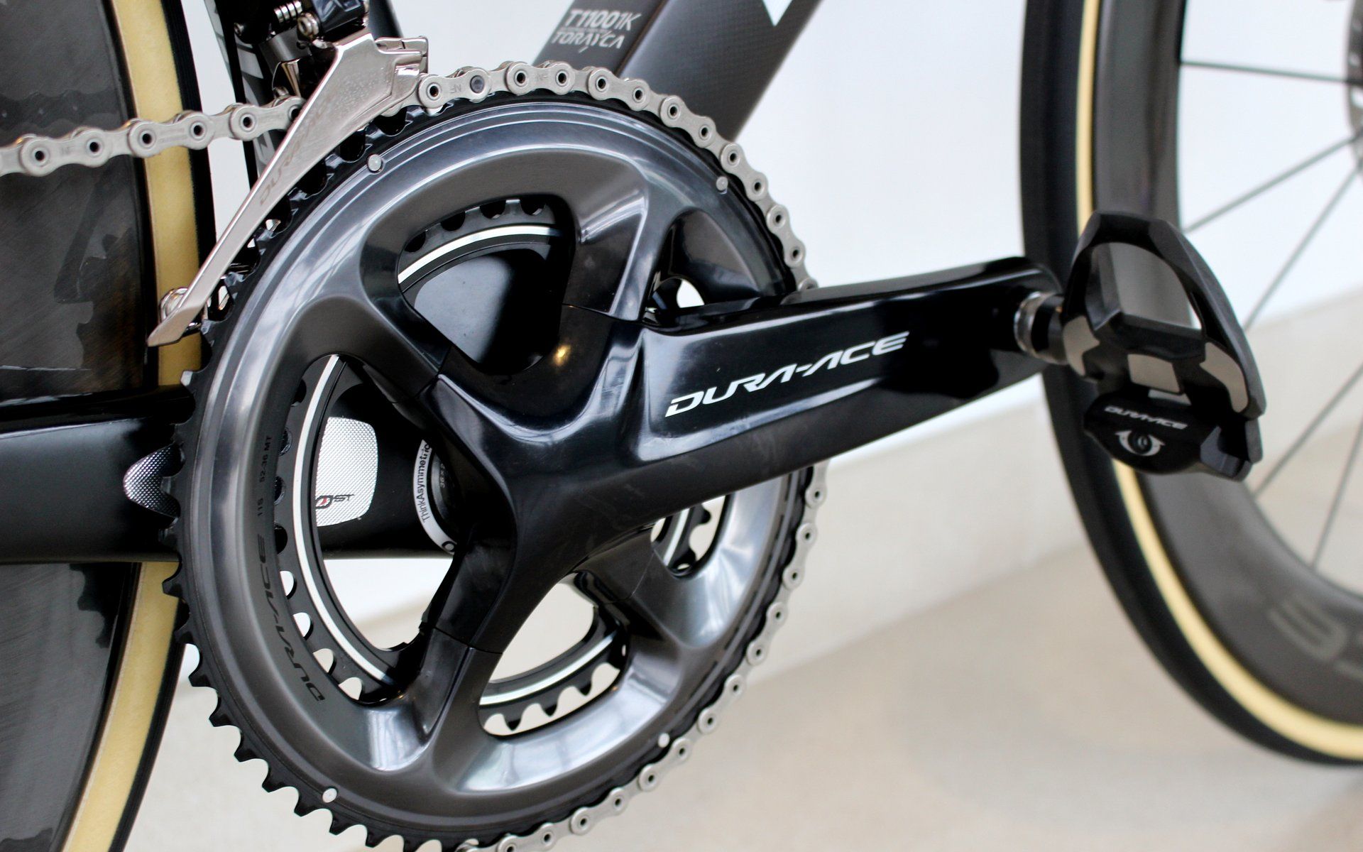Shimano 禧玛诺 DURA-ACE R9100 曲柄 宣传片