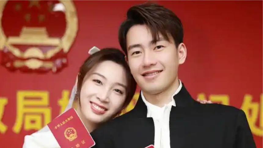 王昶钱天一官宣领证结婚,甜蜜求婚视频曝光,网友纷纷送祝福