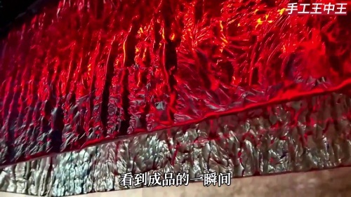 颠覆认知!看似腐烂的树皮竟隐藏着惊人价值,匠心独运的技艺令人赞叹不已