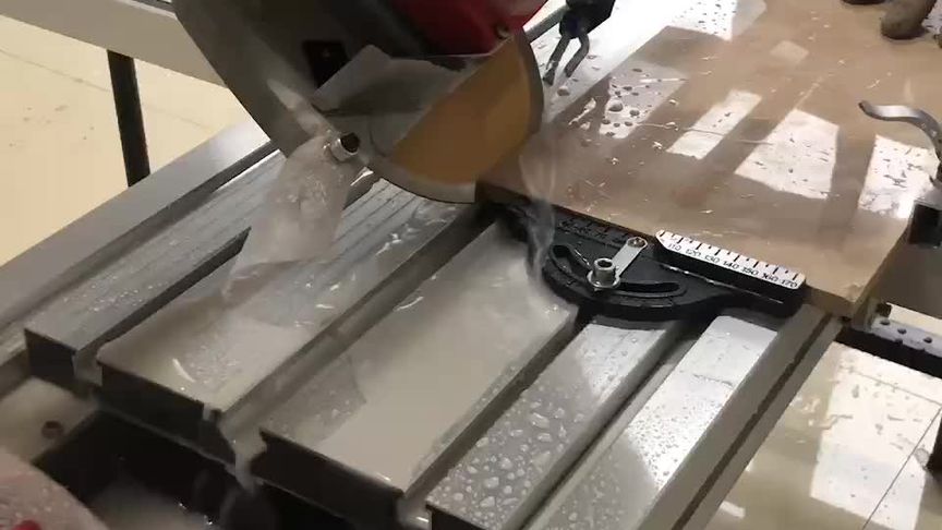 完美水刀切割机。切割就是这么简单。简单。#全自动瓷砖切割机