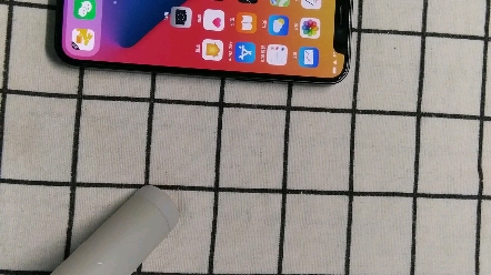 iPhone12mini用了10天左右退了,因为底边缝隙太大,又在官网下单了...