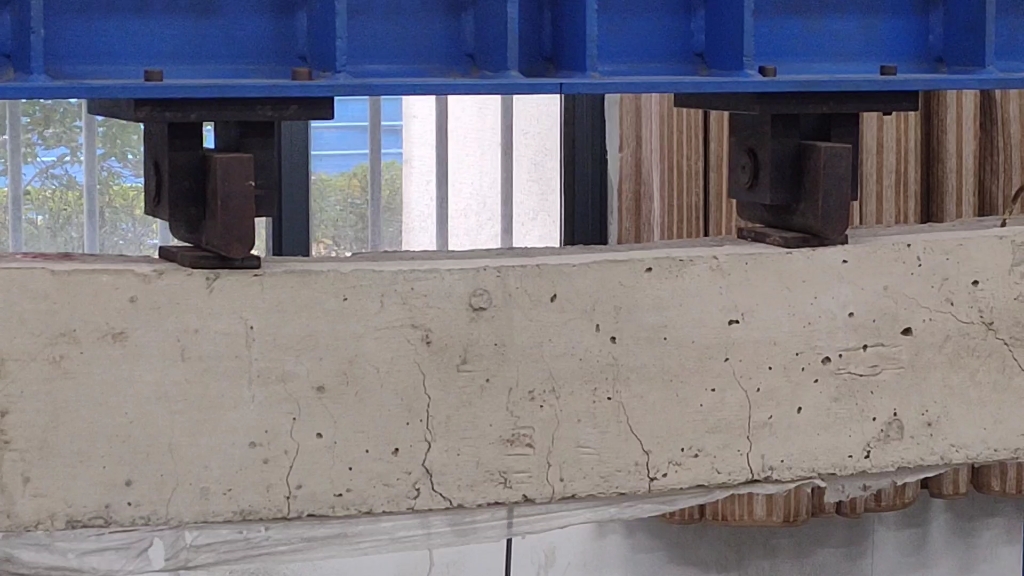 混凝土实验︱适筋梁破坏/超筋破坏