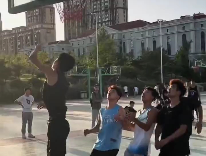 教练我想打篮球1