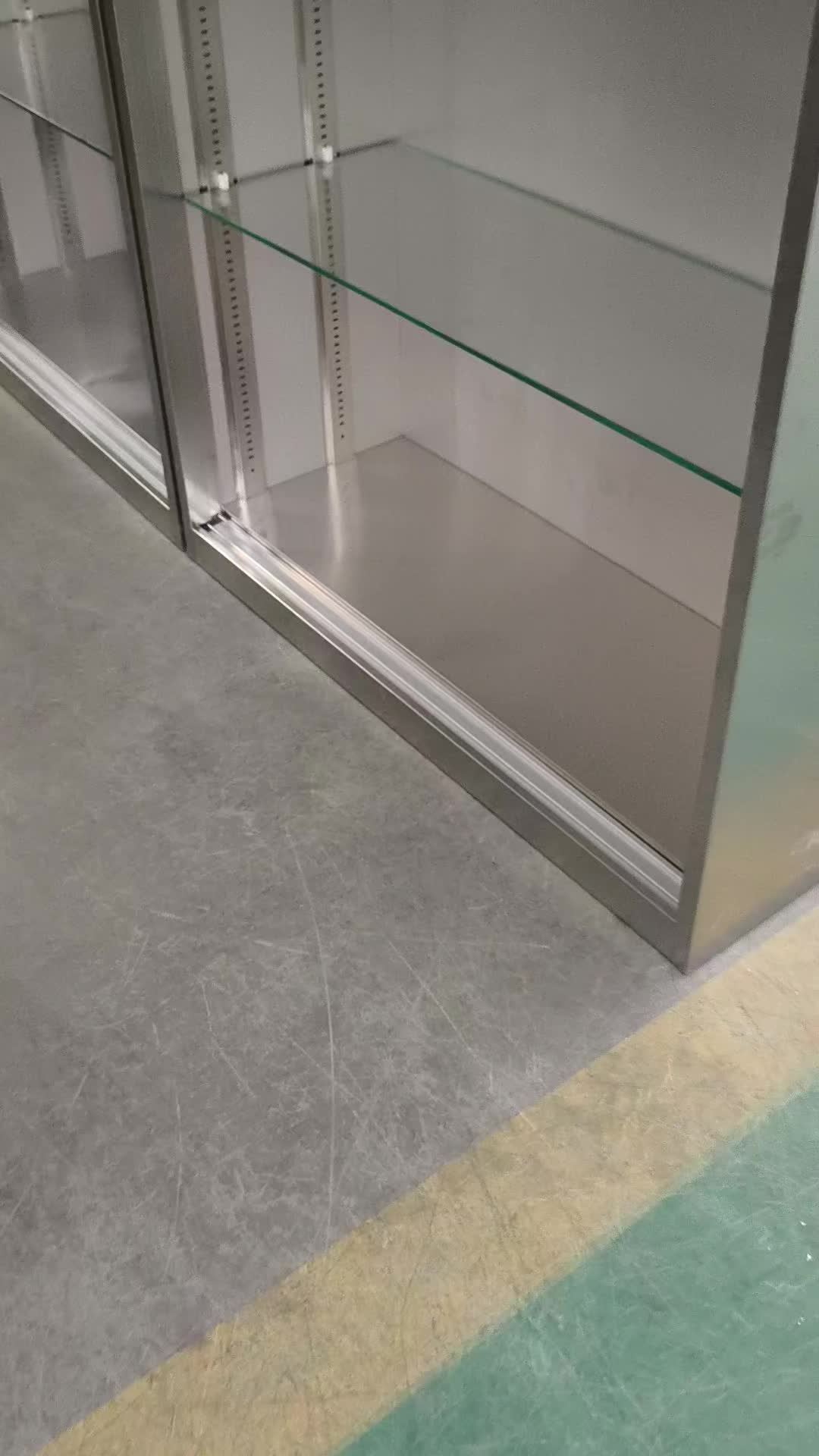 钢化玻璃展示柜 304不锈钢,移门,钢化玻璃,LED氛围灯,还有什么需要...