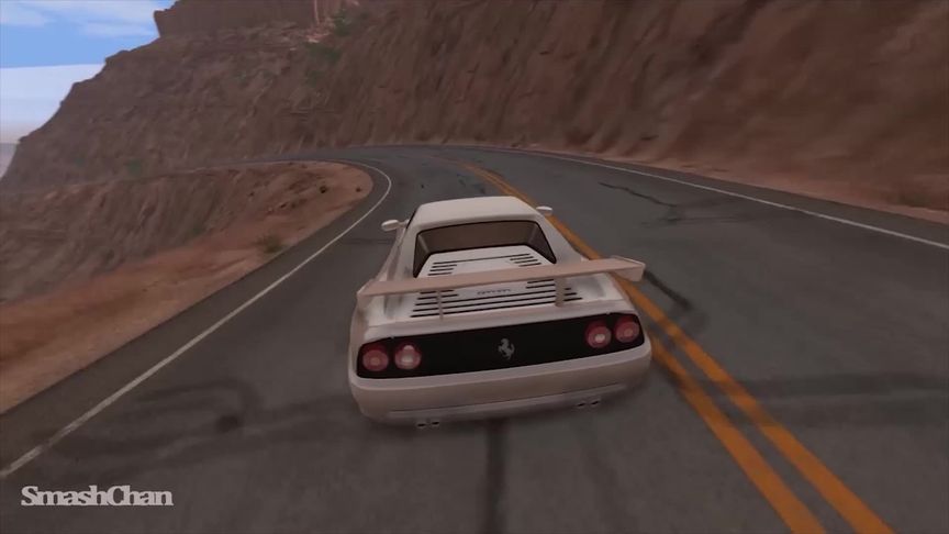 车祸模拟:汽车开足马力漂移翻车