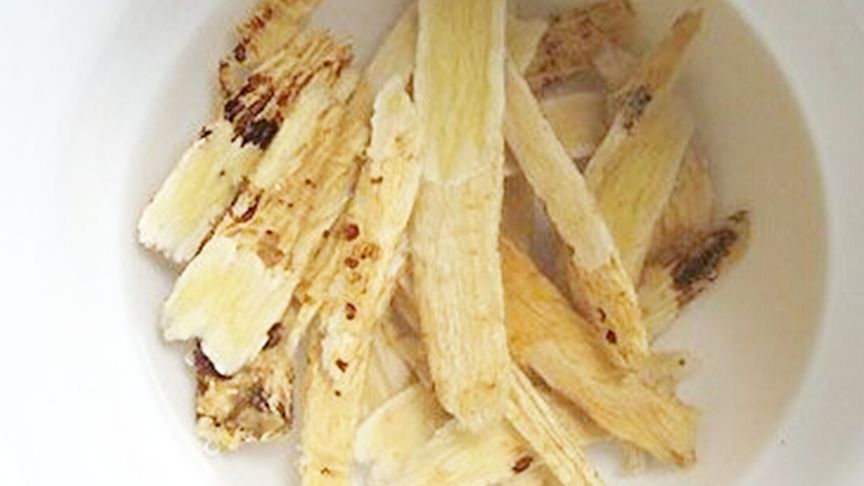 三伏天用黄芪泡水喝,5个好处你都能得到,赶紧的,别错过了