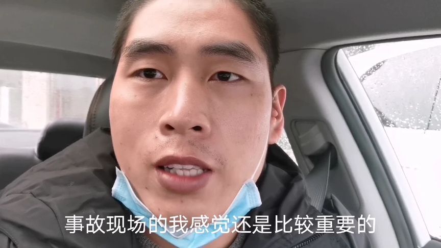 行车记录仪出现故障,小伙自己想办法解决,高科技请大家出招