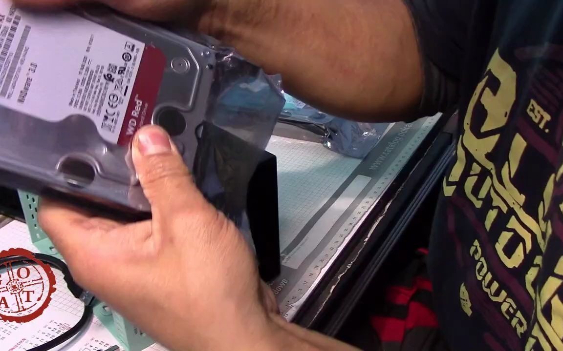 自己动手DIY个4TB RAID 1 模式的磁盘阵列数据备份硬盘