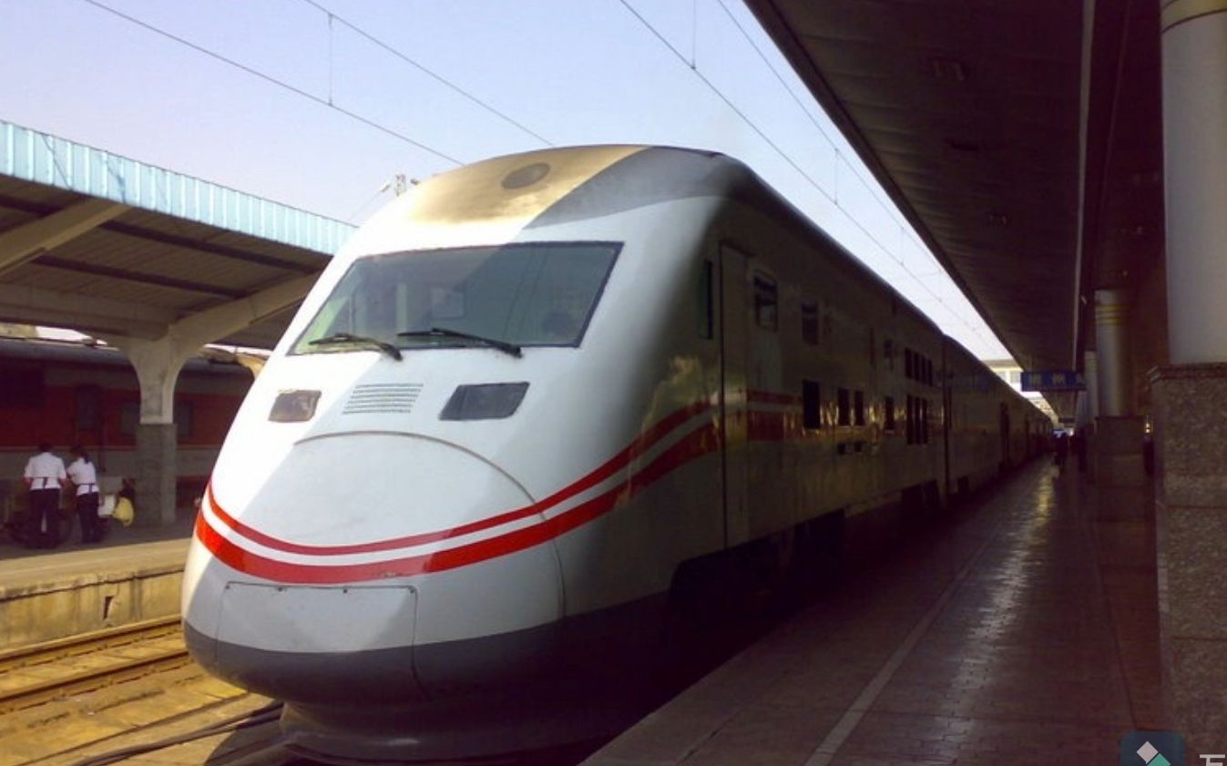 ...八桂大地的神州号(神州号内燃动车组 湘桂铁路 南宁站 柳州站 桂林站)