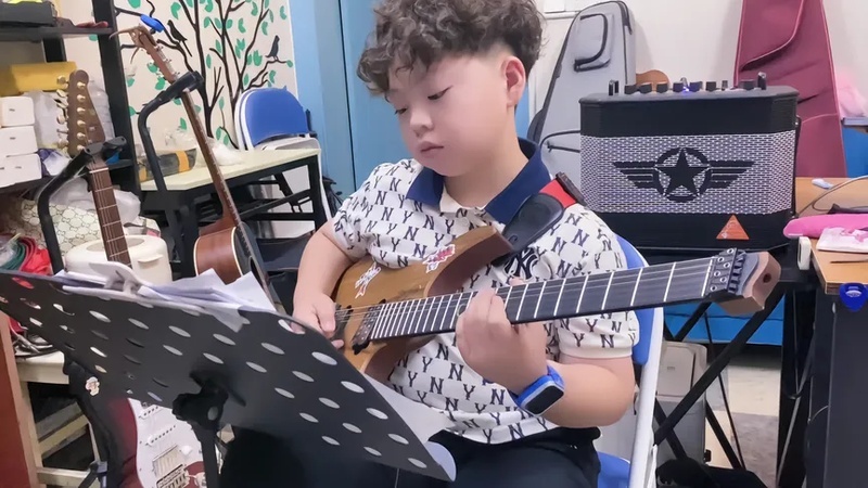 电吉他 前奏一响拾起多少人的回忆 林俊杰 修炼爱情