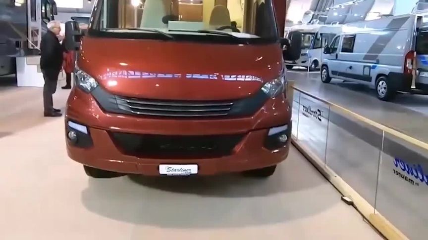 依维柯扩展式房车,沙发大床厨房卫生间,后面还能塞辆小车!