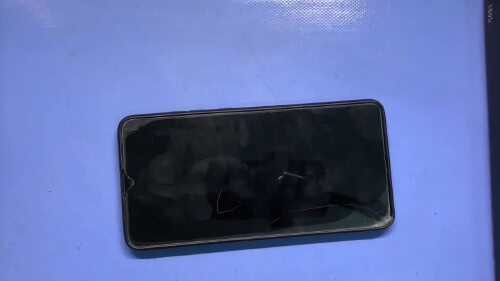 给麒麟980华为手机换个屏幕,换完使用依然很流畅,真的太给力了