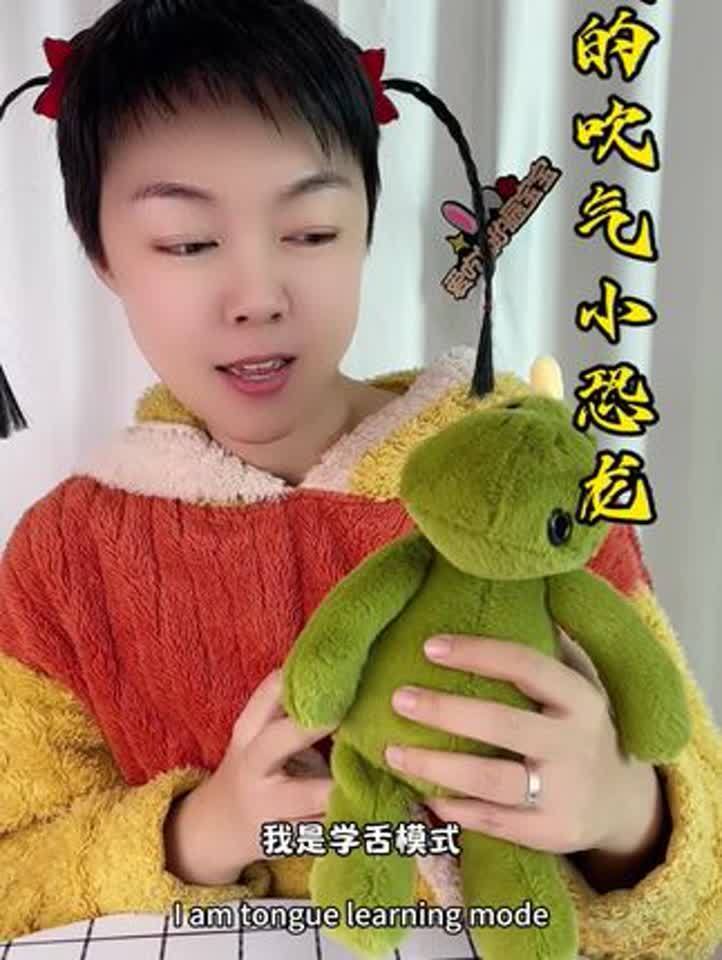 天冷不爱出去运动的话,在家也能锻炼肺活量了,孩子每天主动练习,超...