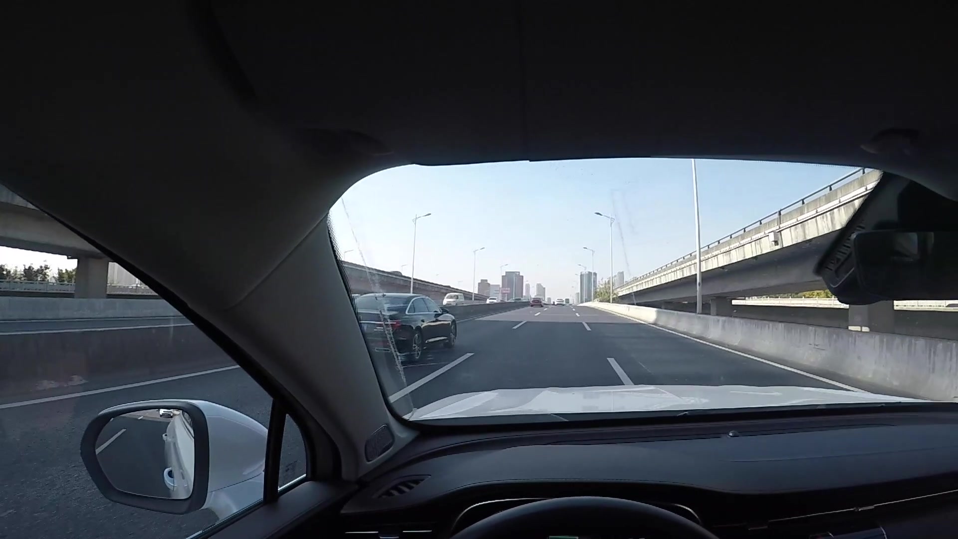 试驾报告—荣威RX5 Max,有换挡拨片 但激烈驾驶还是得悠着点儿!