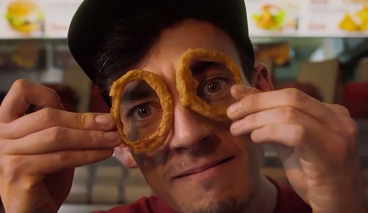 苏格兰公益广告:光盘行动,从拒绝食物推销开始