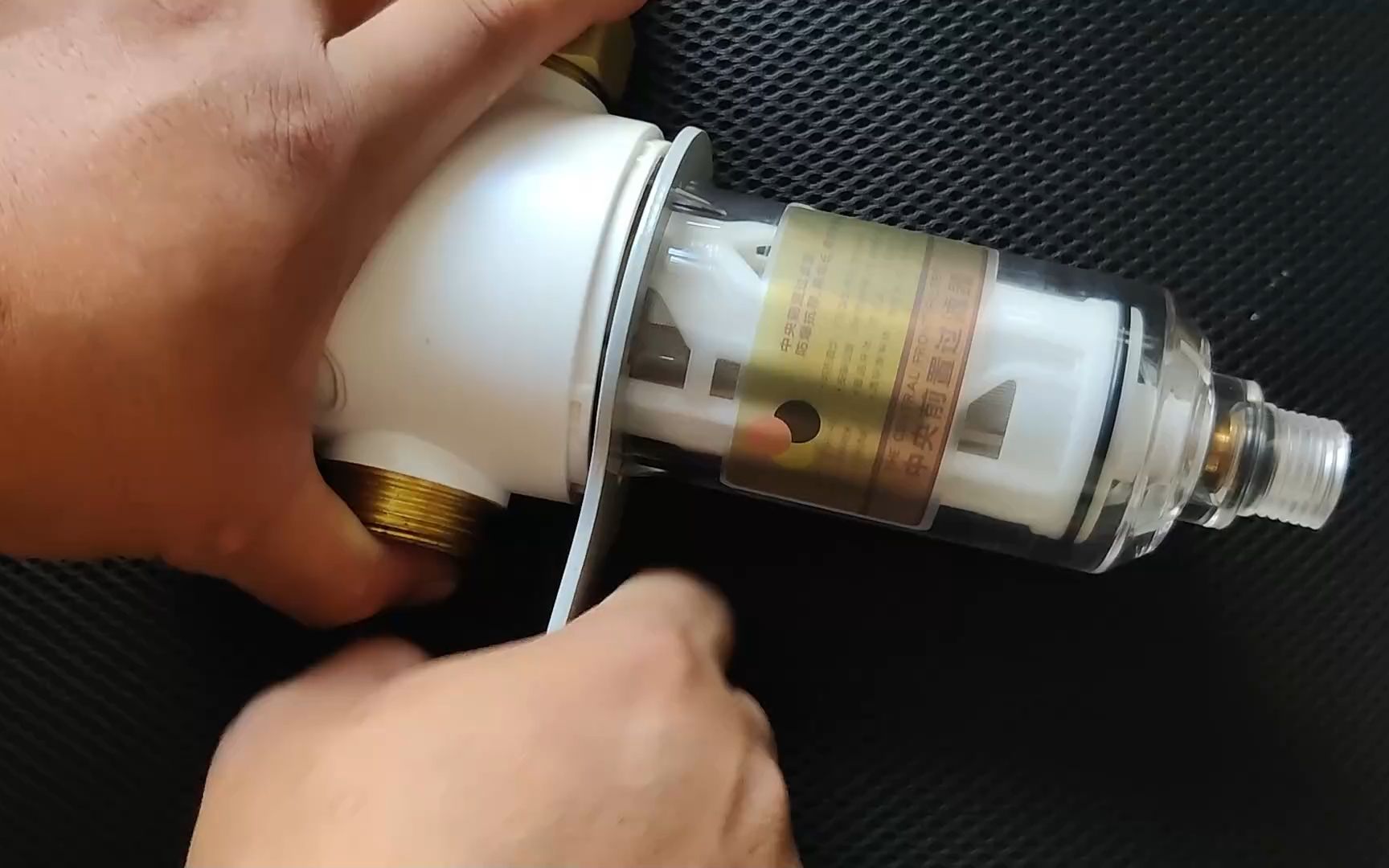 给想自己动手拆卸前置过滤器介绍些经验和方法(前置过滤器拆卸技巧)