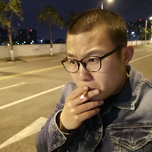 凡凡的小摩托 