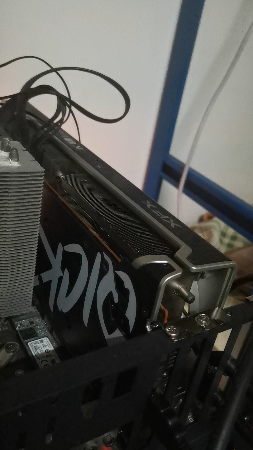 矿卡的电流啸叫