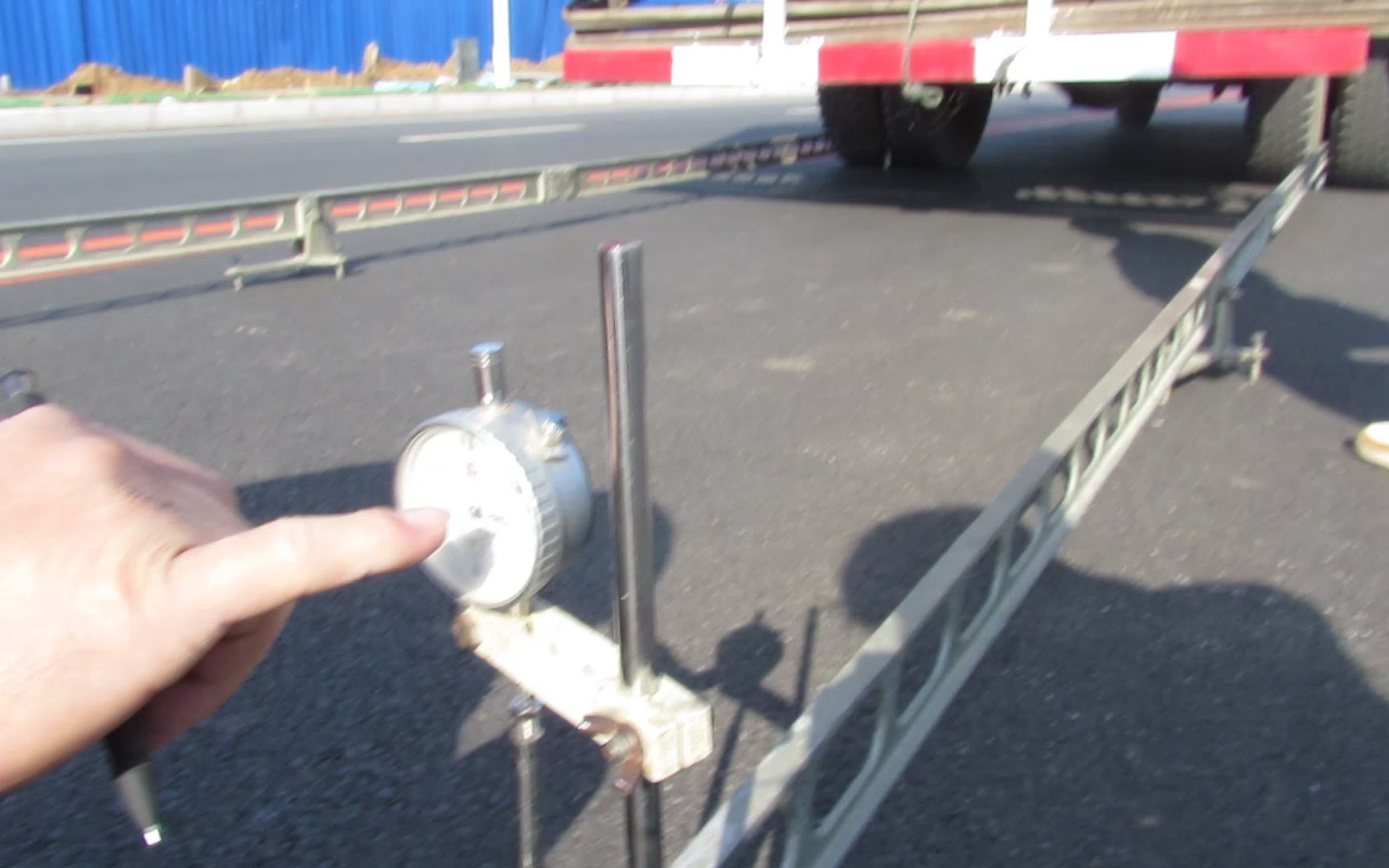 沈阳陵园街装配式基层沥青路面弯沉检测2018-11-12 (1)