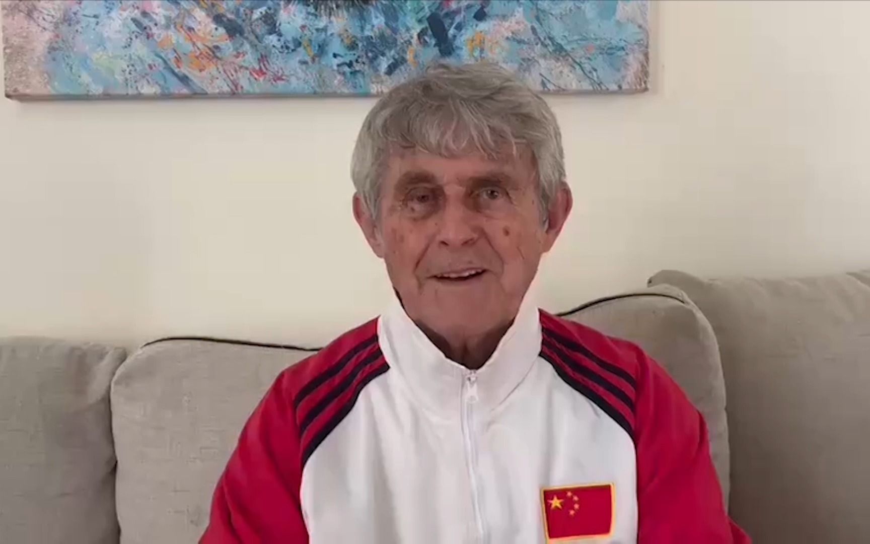 “神奇教练”米卢惊喜问候,助威2022卡塔尔世界杯!