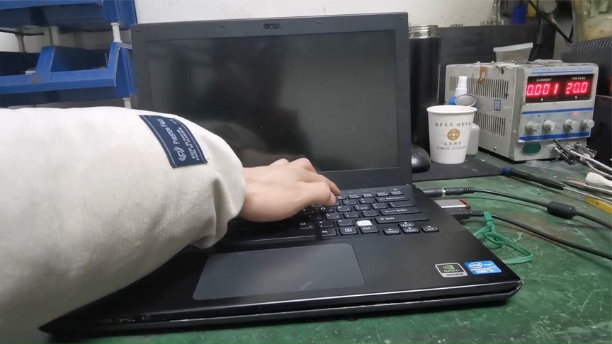 给你一台USB 鼠标 键盘外设都不能用的笔记本,这时我们该怎么办