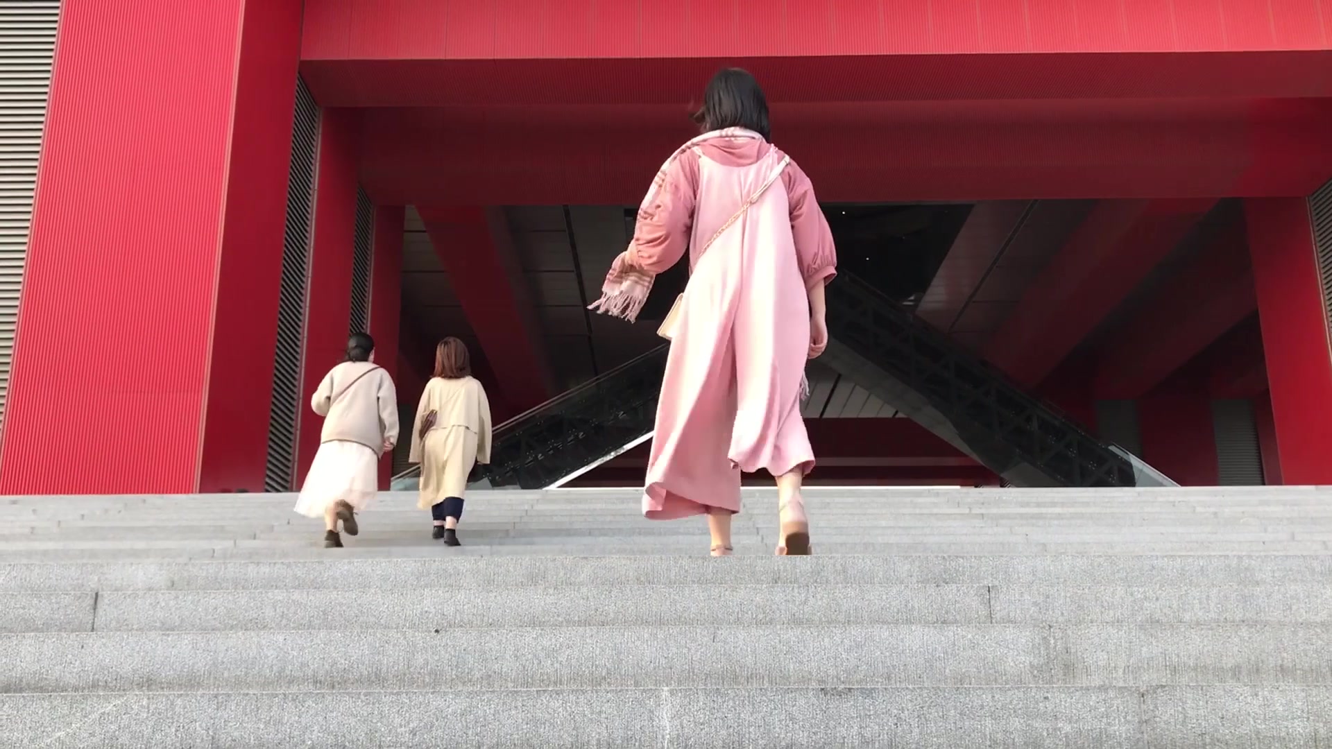 用手机,来记录我们的生活(Vlog拍摄)ipone6sp1080p像素,魔抓稳定器...