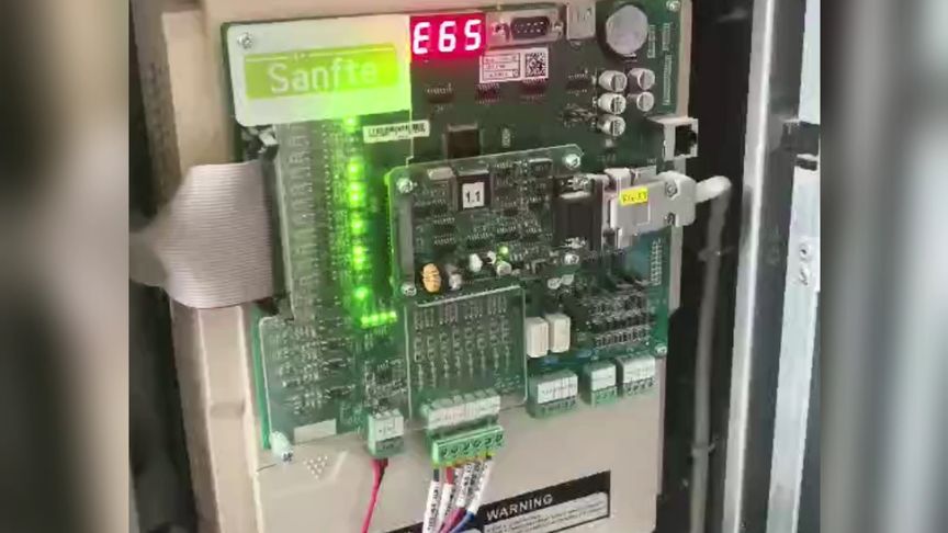 默纳克轿厢意外移动保护故障处理