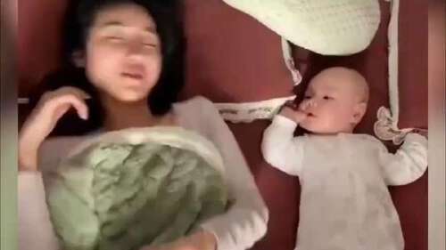 萌娃模仿秀!这些宝宝简直是行走的复读机,太有戏了!