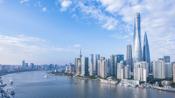 上海疫情防控领导小组会议传达习近平总书记重要讲话精神