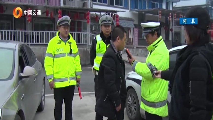 民警白天设卡查酒驾,结果一查一个准,冤枉?