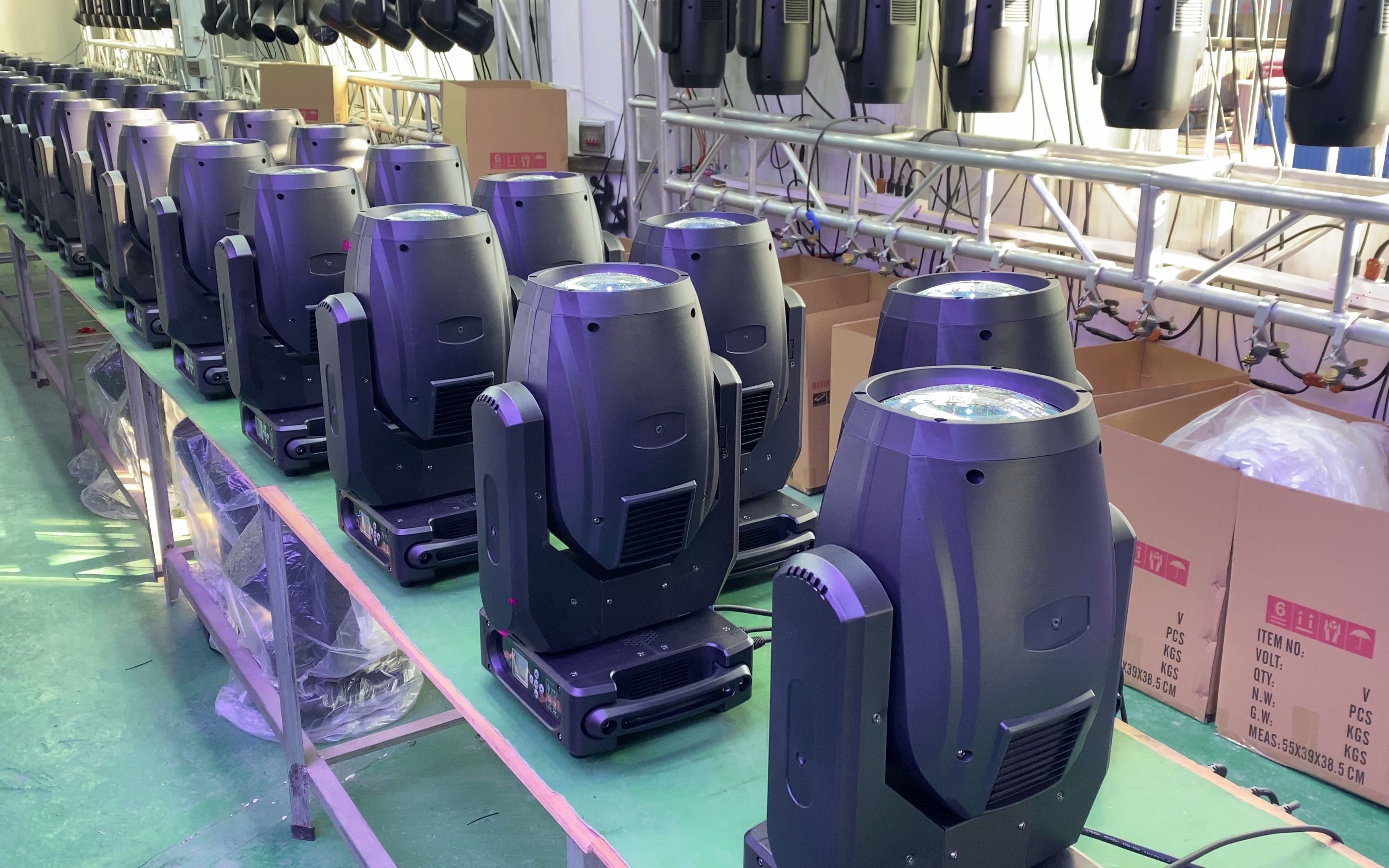 295W光束灯100台车间测试中