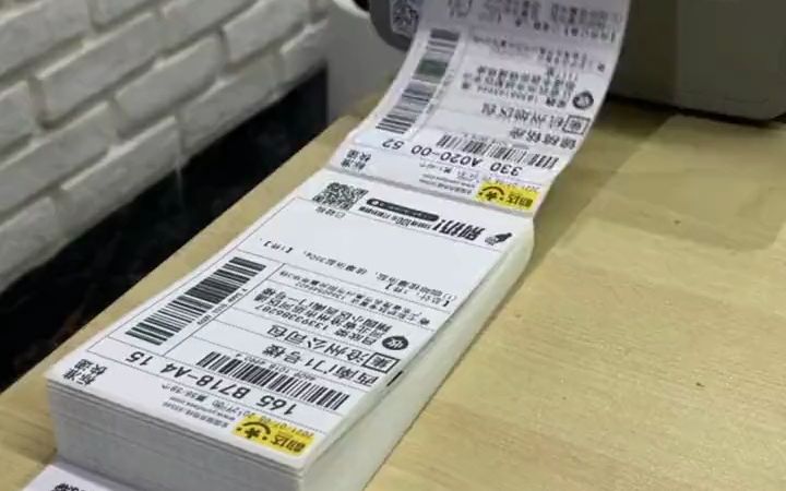 万里牛ERP打单配货,同步线上线下库存订单汇总管理,有需要联系我#云...