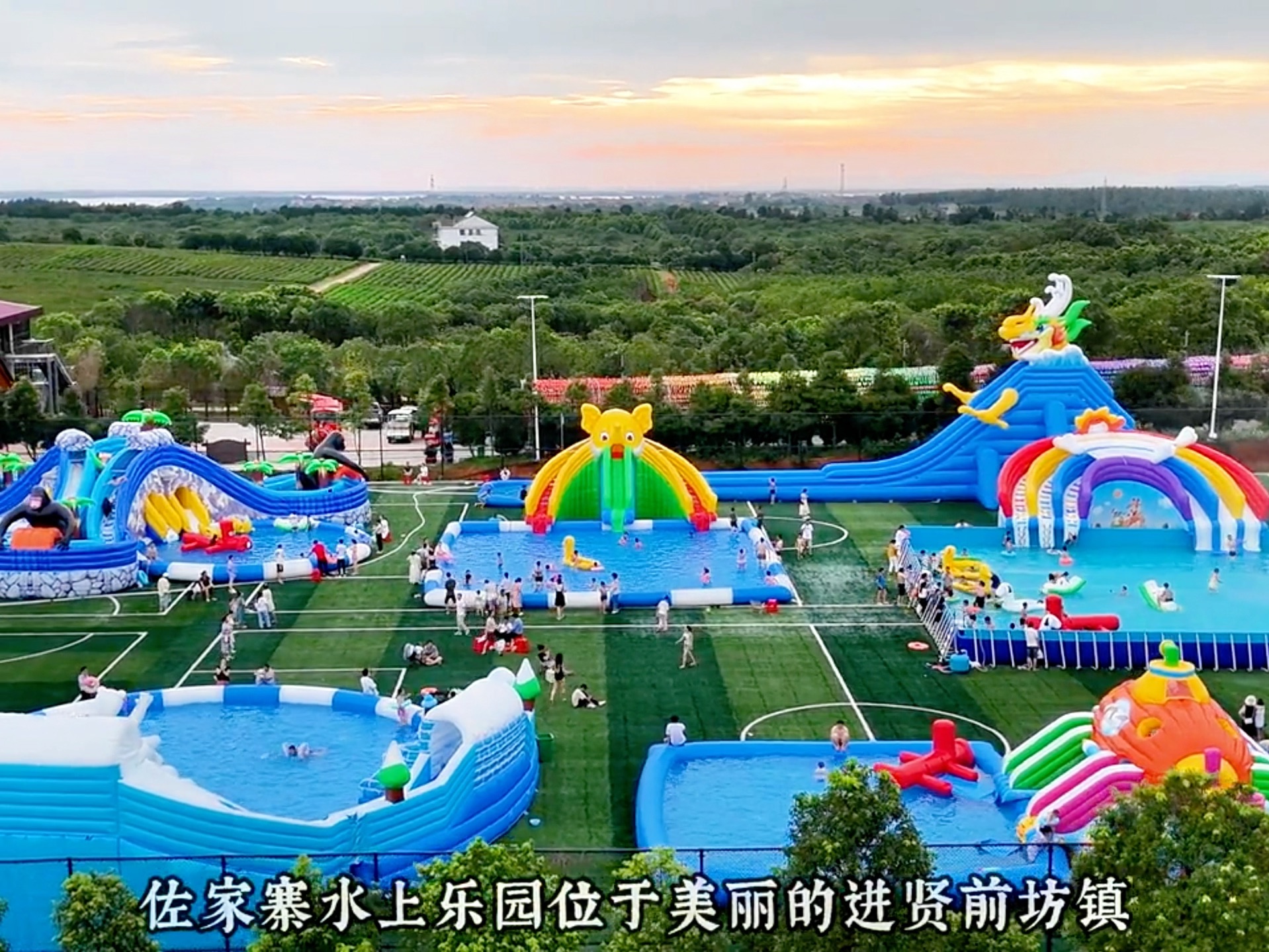 充气水上乐园 水上城堡卡通气模