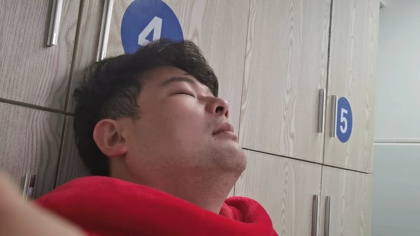 烫伤第7天了,今天拔滞留针。宝宝加油!