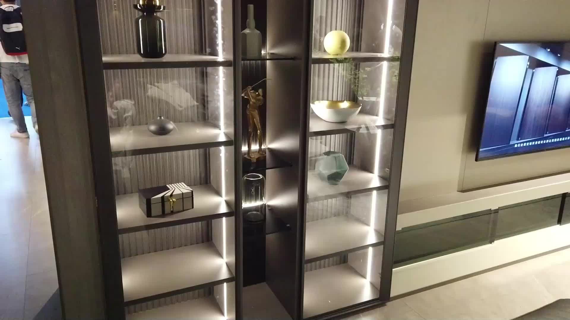 全屋定制的柜子里面有必要装灯带吗?睿兔分享全屋定制日记九十五