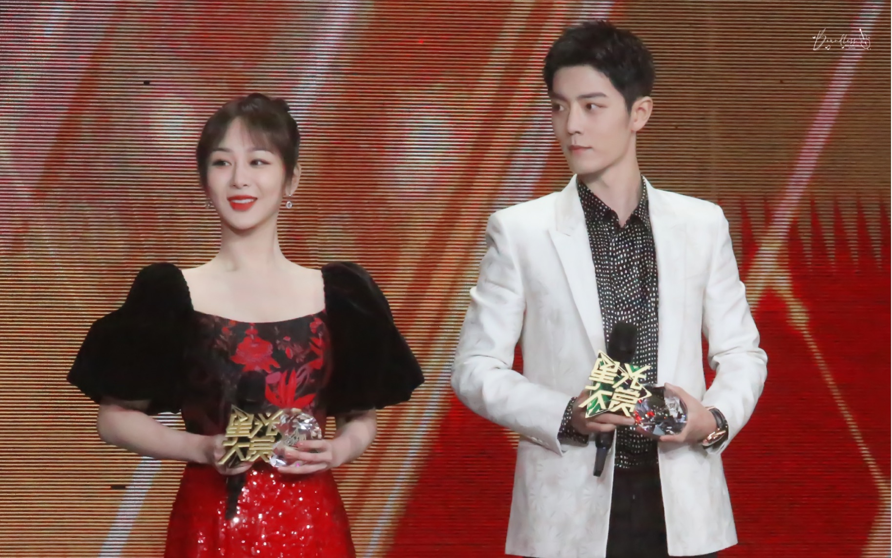 杨紫丨肖战 星光大赏第二次同台