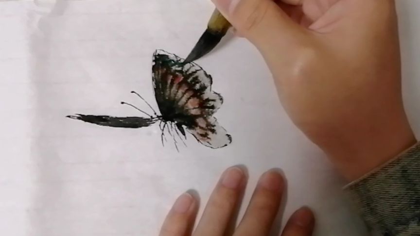 国画艺术家精致“蝴蝶”技法,一笔一画,用笔精湛细腻!太美了