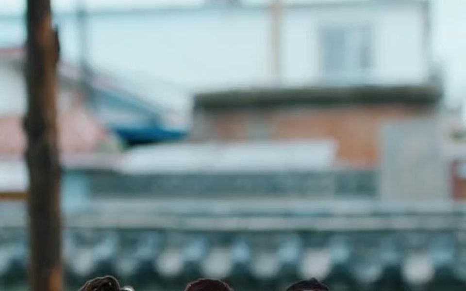 北音毕业生崔志佳自导自演、修睿、李昆鹰联合主演电影《东北合伙人...