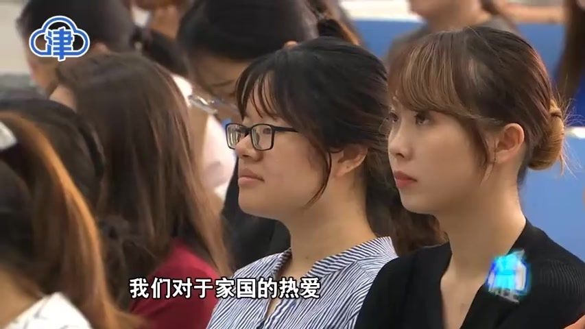 大学生集体朗诵《我是中国人》,传统文化激励青年奋斗不息
