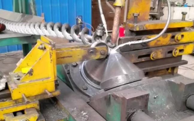 螺旋叶片冷轧机制作绞龙叶片过程