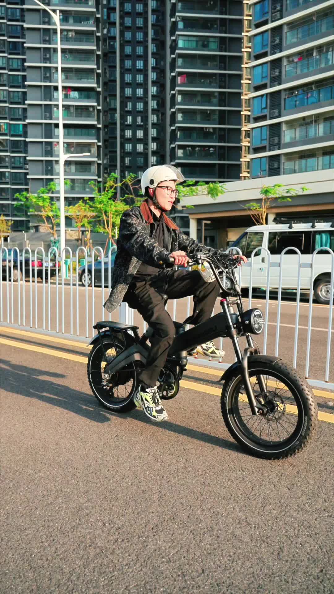 ...狠狠逮捕?遵守交规重要性 #电动车 #上牌 #新国标 #电动自行车 #LTH