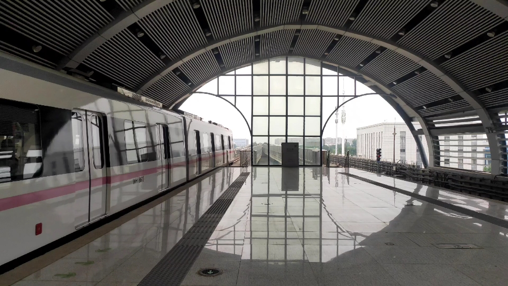 武汉地铁2号线宋家岗站运转合集