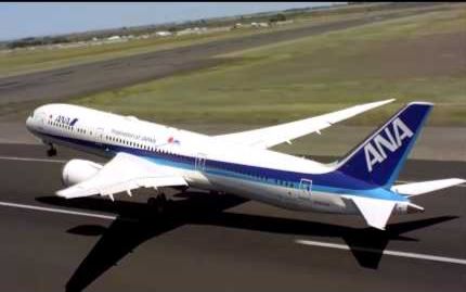 最危险最疯狂的飞机起飞集锦,直线拉升!